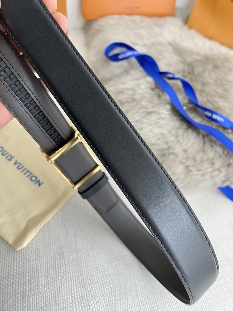 Accurate model Louis Vuitton Belts