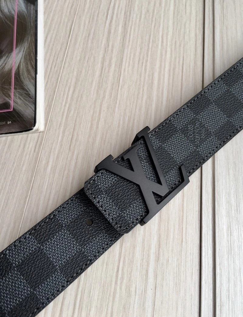 Inexpensive Louis Vuitton Belts