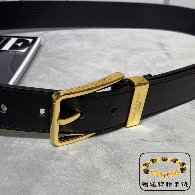 Accurate model Louis Vuitton Belts