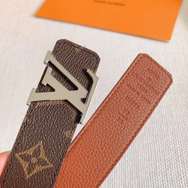 Low-cost Louis Vuitton Belts