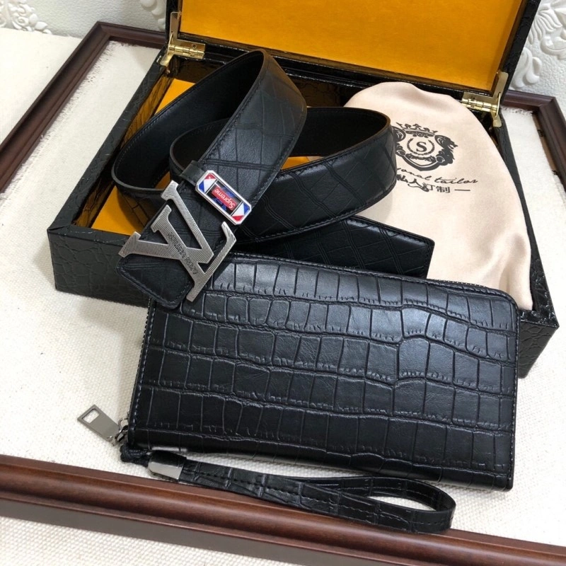 Low-cost Louis Vuitton Belts