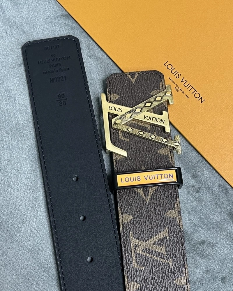 Accurate model Louis Vuitton Belts