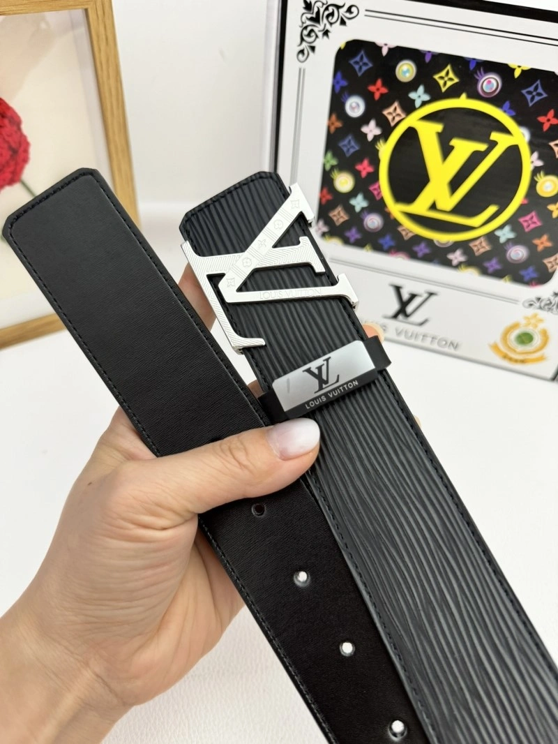 Low-cost Louis Vuitton Belts