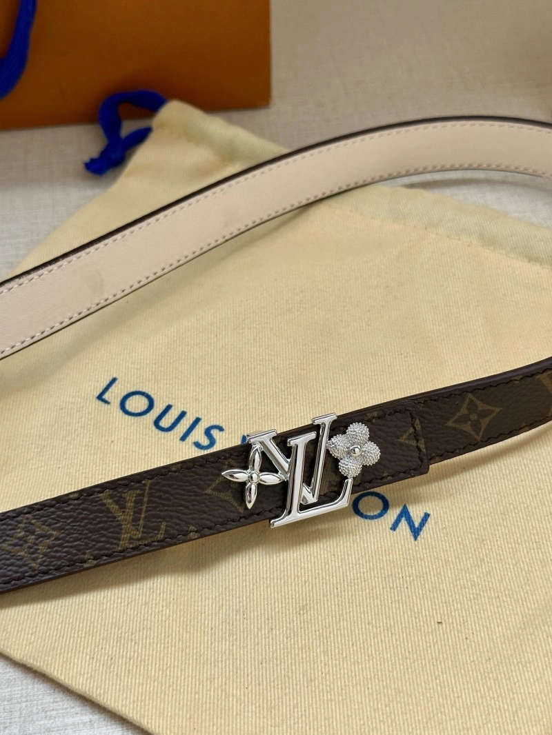 Top mirror Louis Vuitton Belts