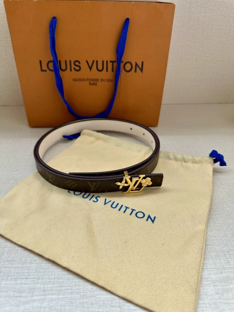 Top mirror Louis Vuitton Belts