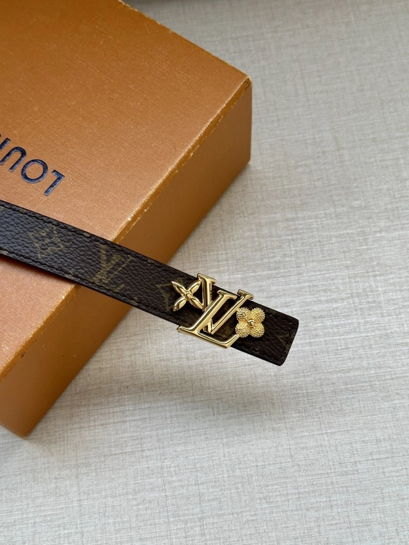 Top mirror Louis Vuitton Belts