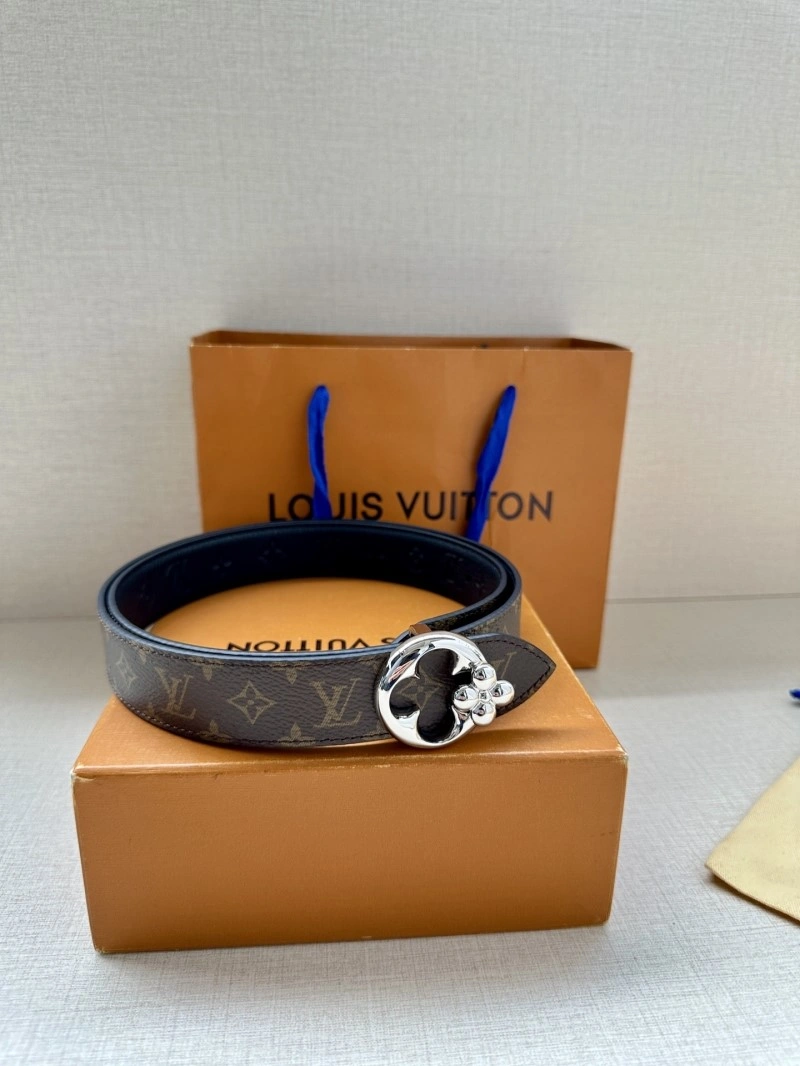 Low-cost Louis Vuitton Belts