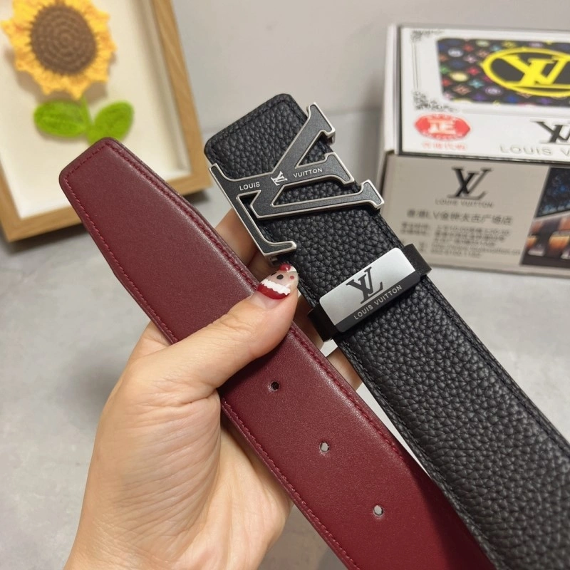 Accurate model Louis Vuitton Belts
