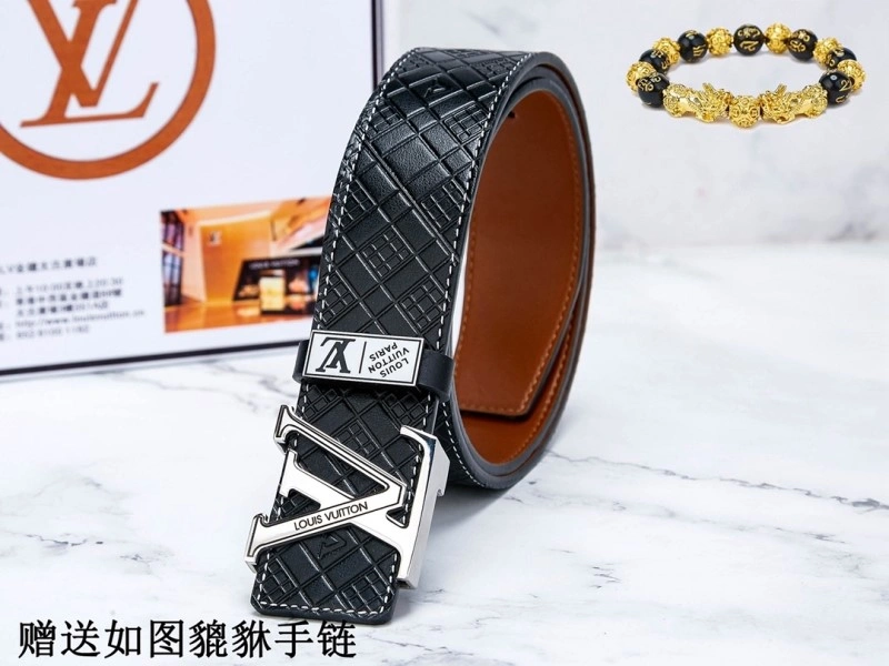Accurate model Louis Vuitton Belts