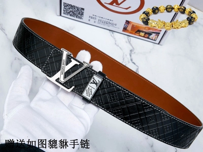 Accurate model Louis Vuitton Belts