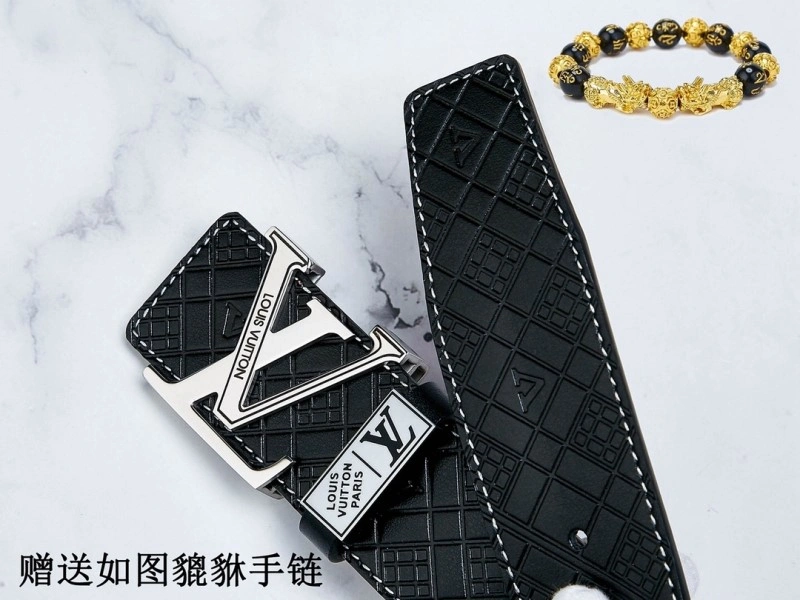 Accurate model Louis Vuitton Belts