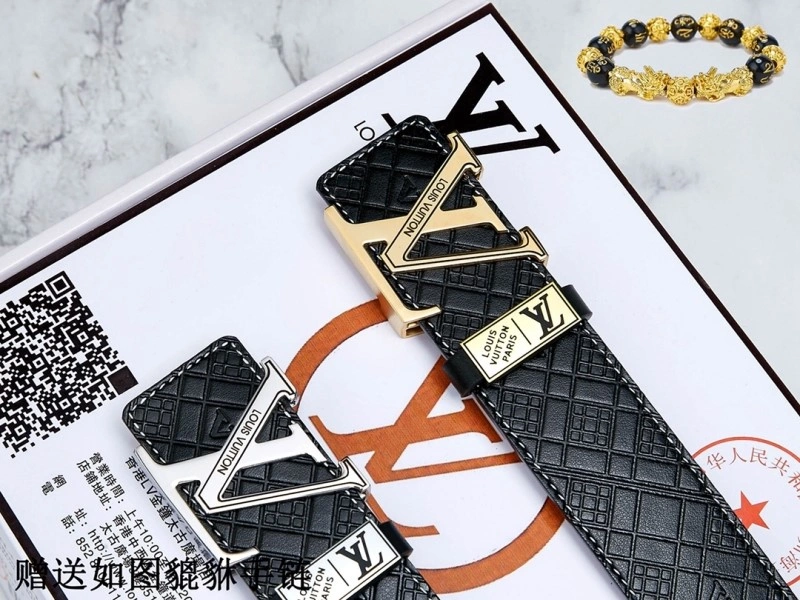 Accurate model Louis Vuitton Belts