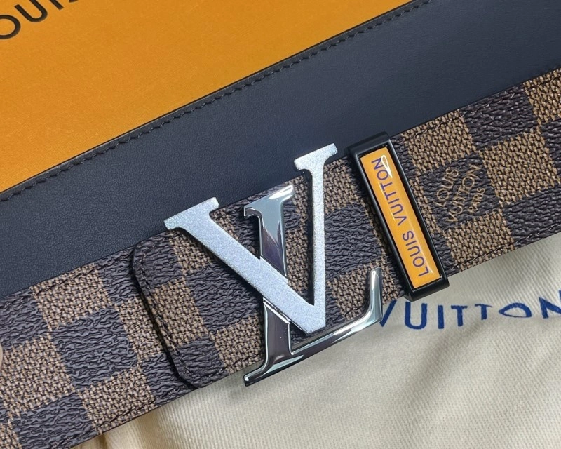 Accurate model Louis Vuitton Belts