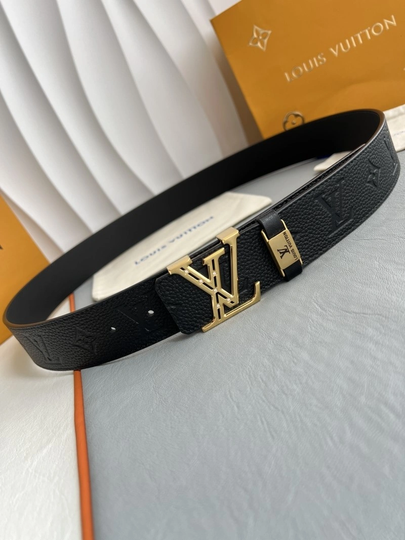 Top mirror Louis Vuitton Belts