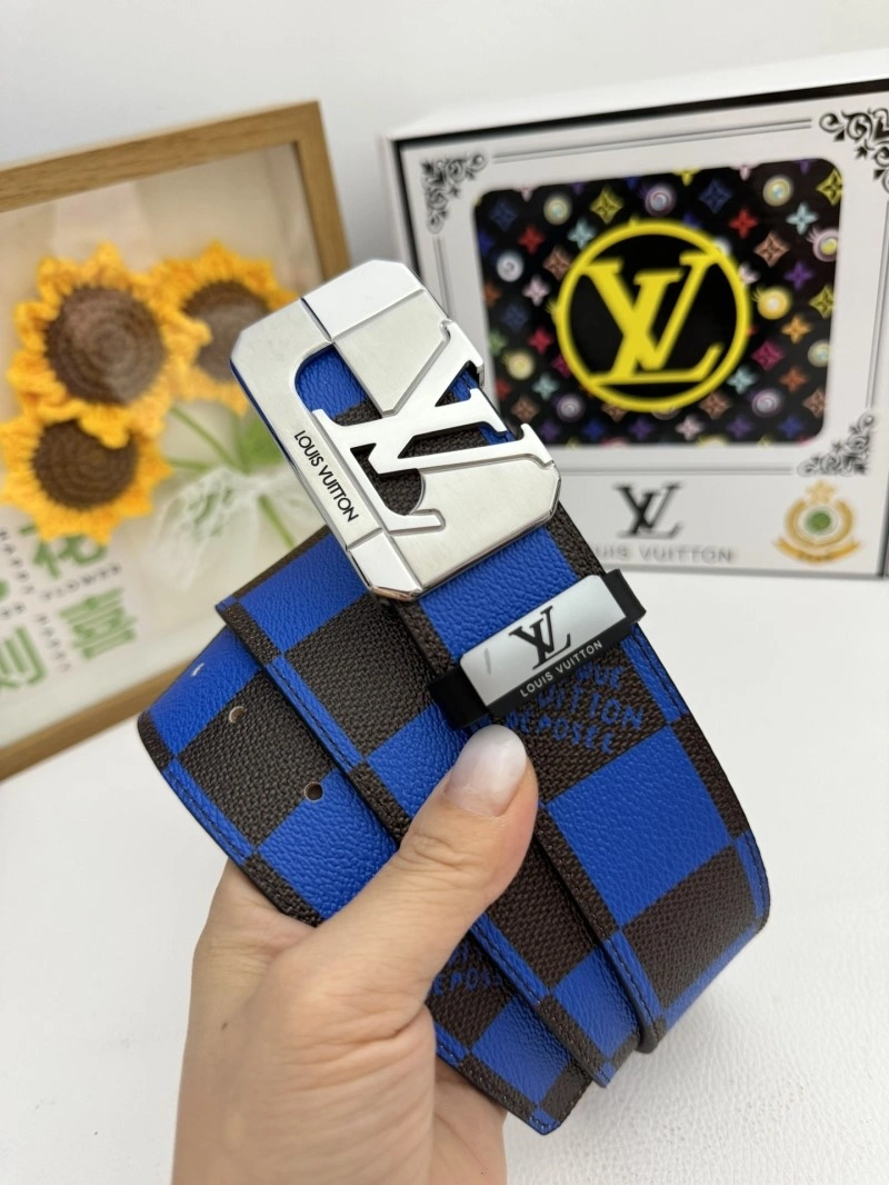 Top mirror Louis Vuitton Belts