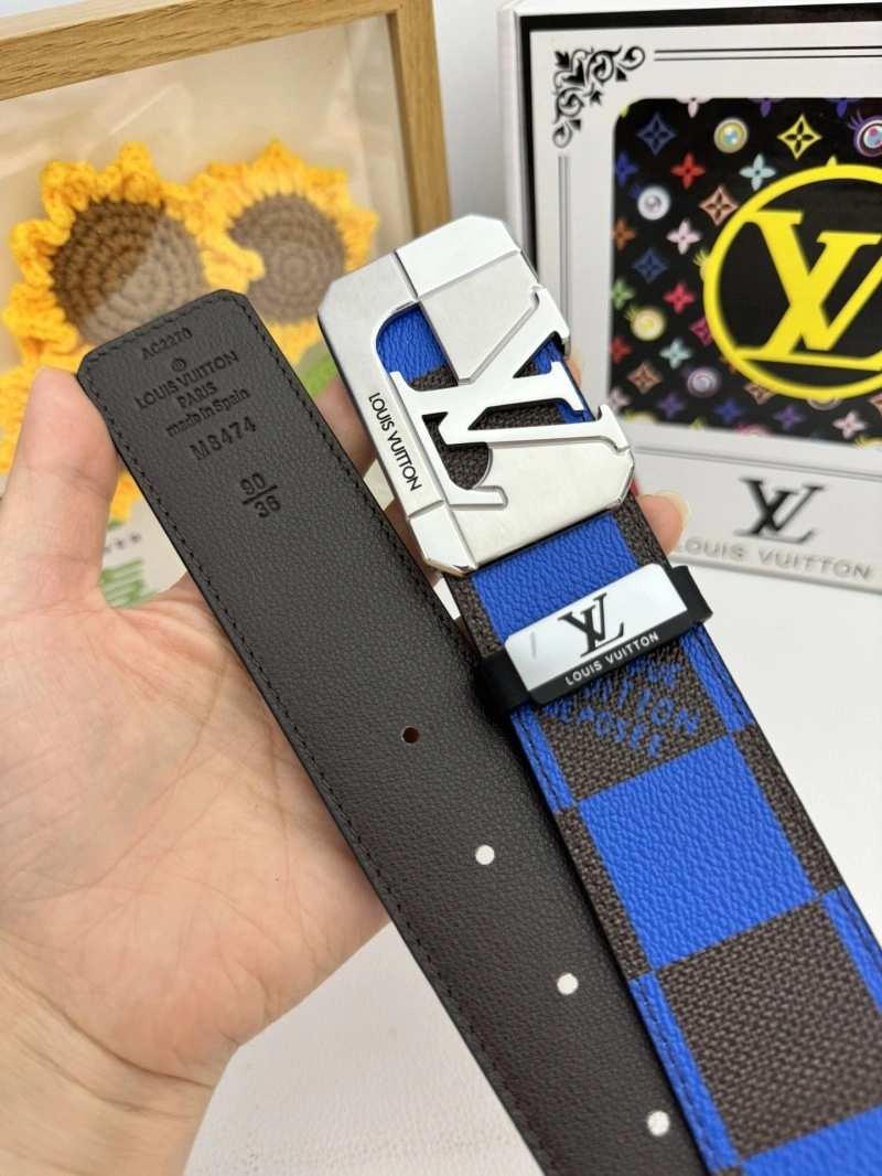 Top mirror Louis Vuitton Belts