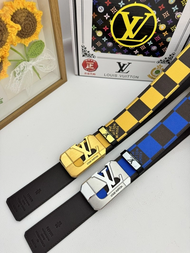 Top mirror Louis Vuitton Belts