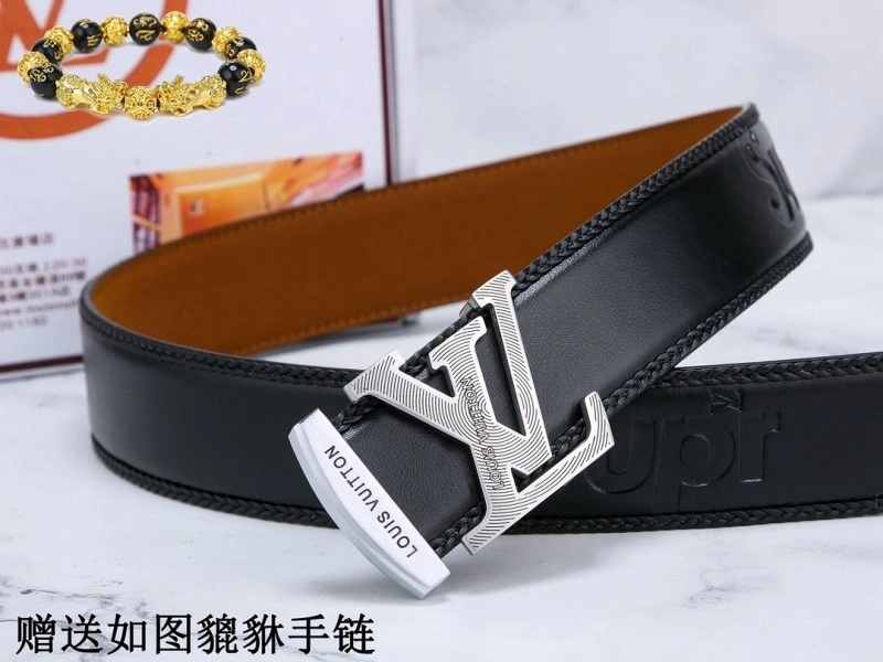 Accurate model Louis Vuitton Belts