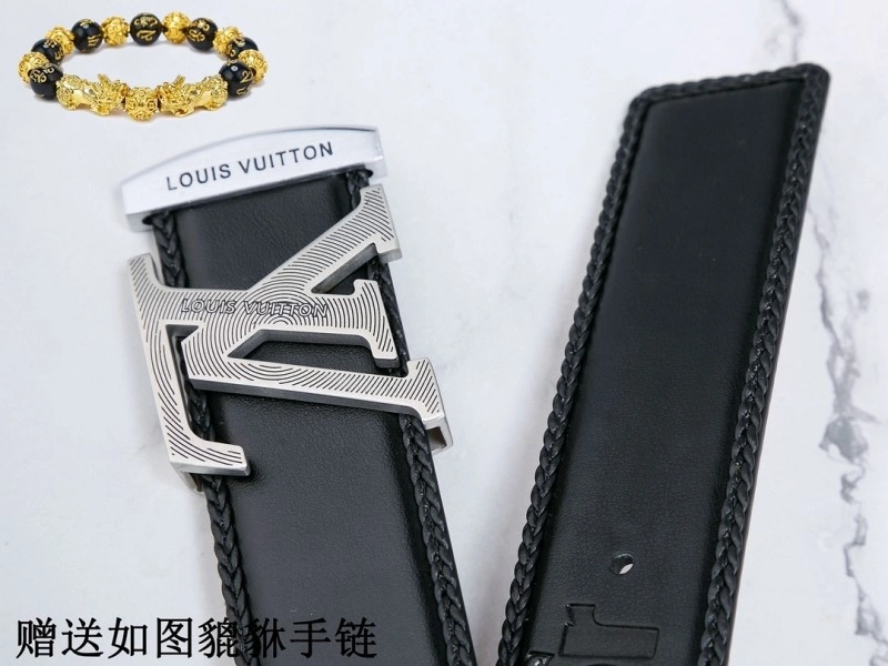 Accurate model Louis Vuitton Belts