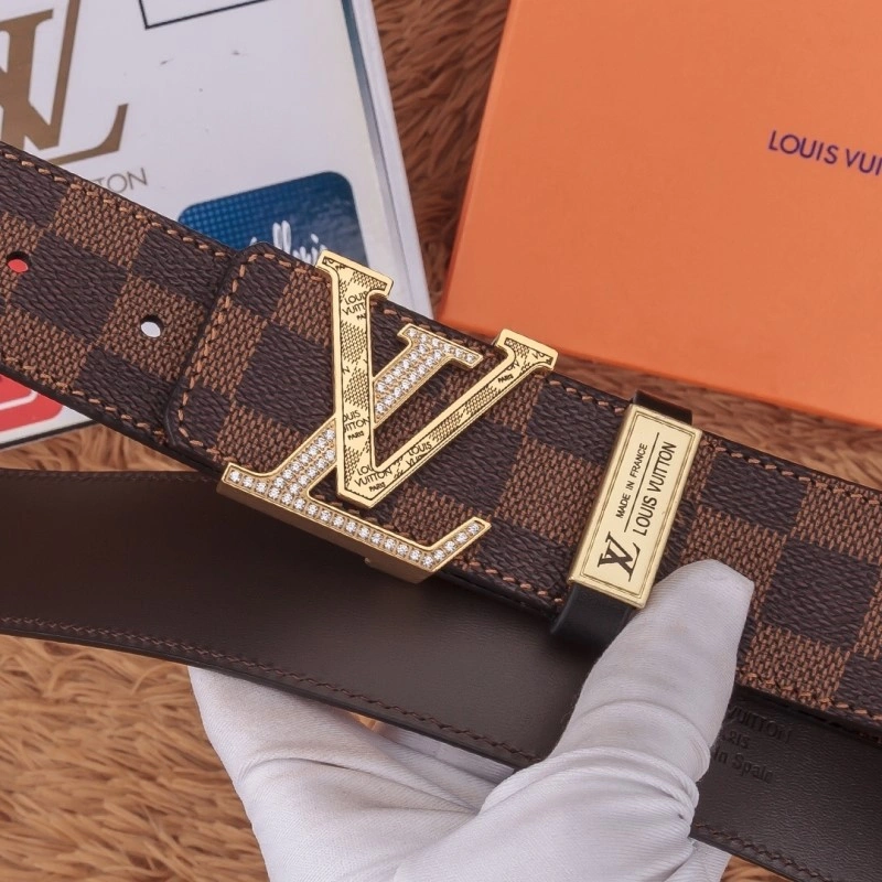 Low-cost Louis Vuitton Belts