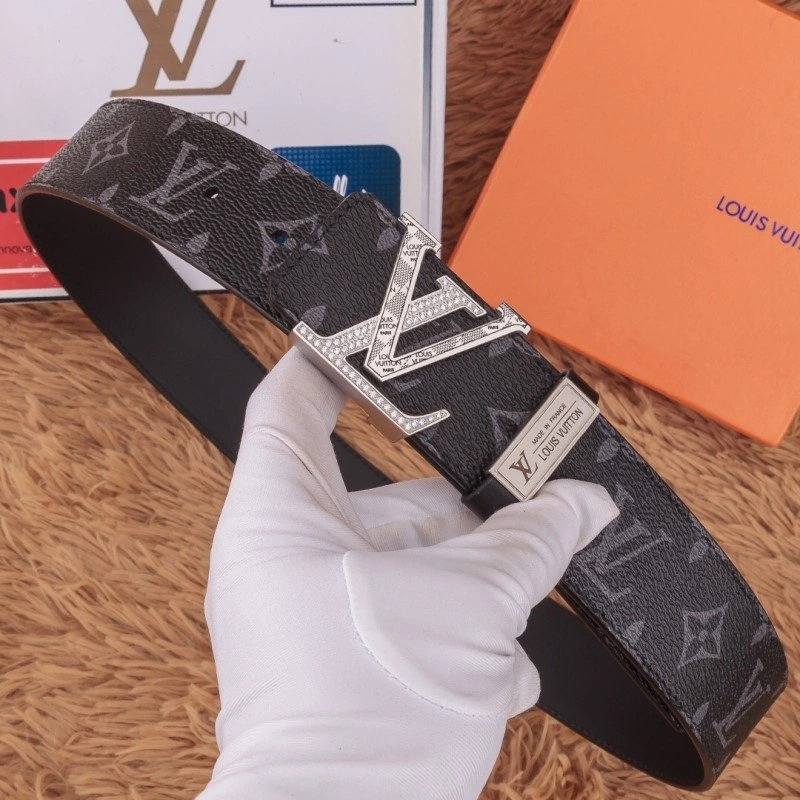 Accurate model Louis Vuitton Belts