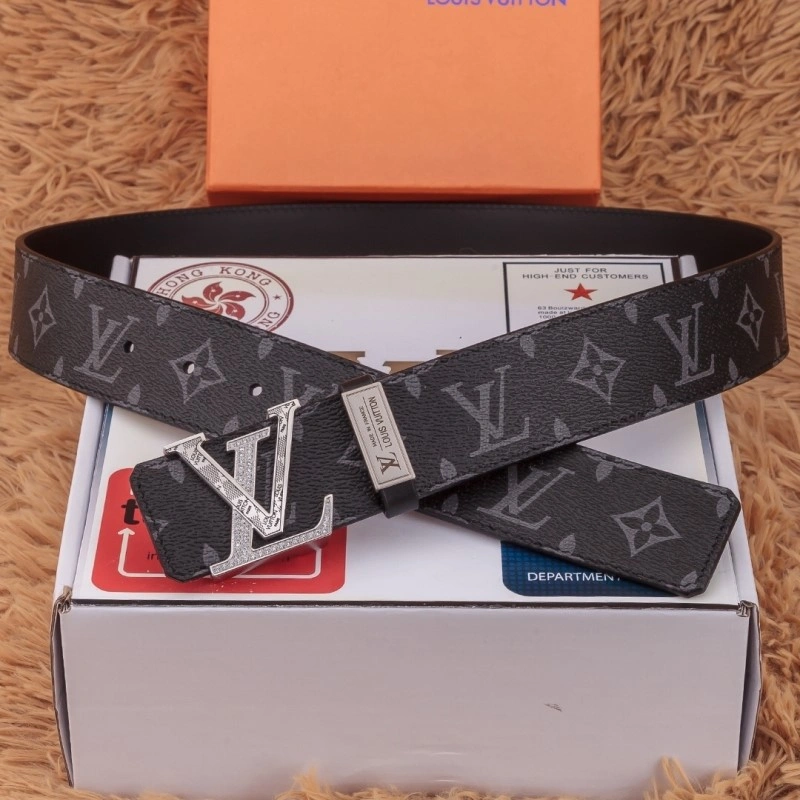 Accurate model Louis Vuitton Belts