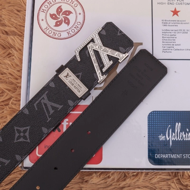Accurate model Louis Vuitton Belts