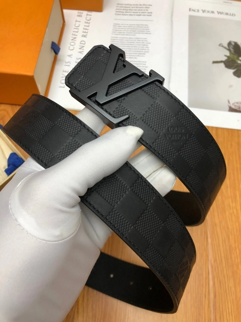 Low-cost Louis Vuitton Belts