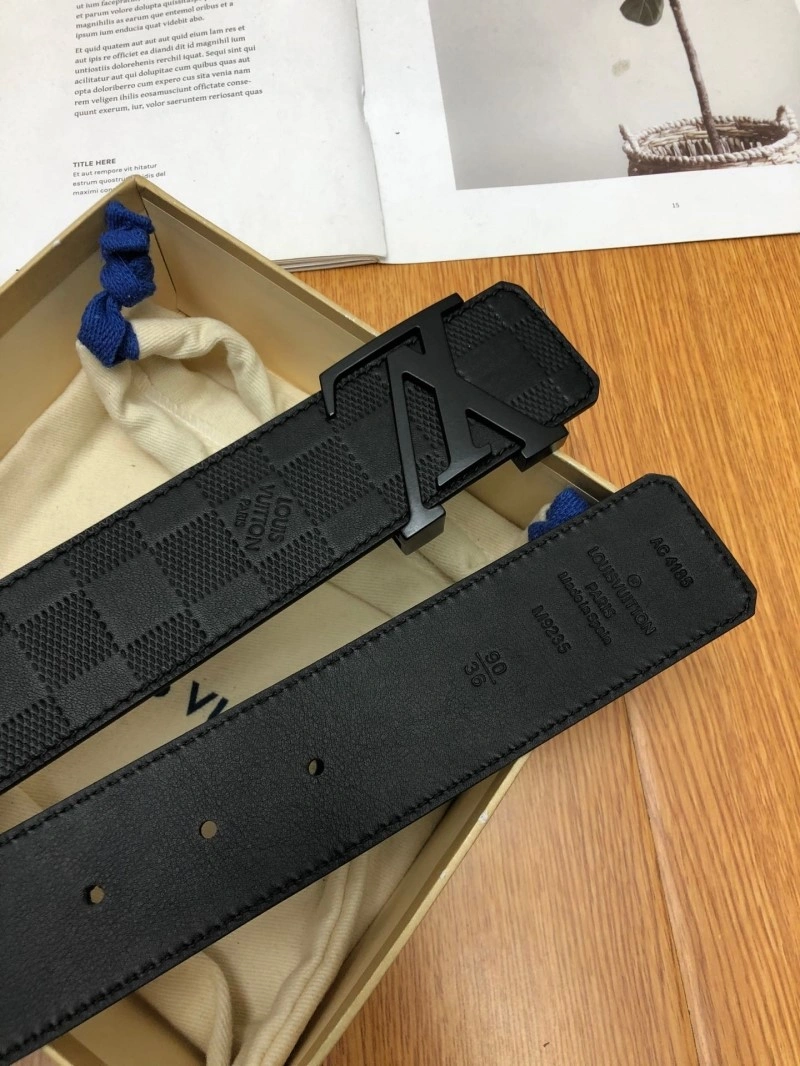 Low-cost Louis Vuitton Belts