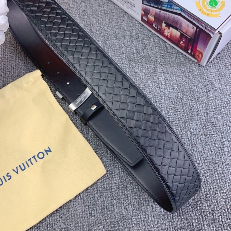 Top mirror Louis Vuitton Belts