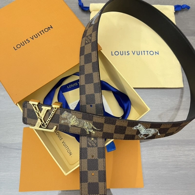 Accurate model Louis Vuitton Belts