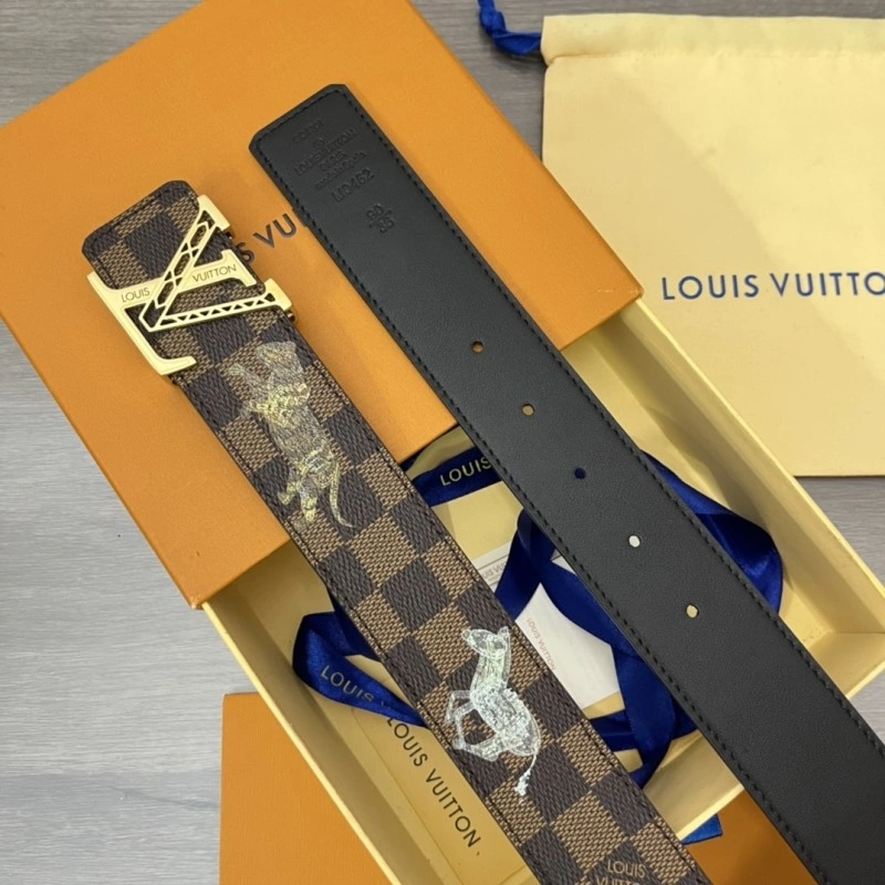 Accurate model Louis Vuitton Belts