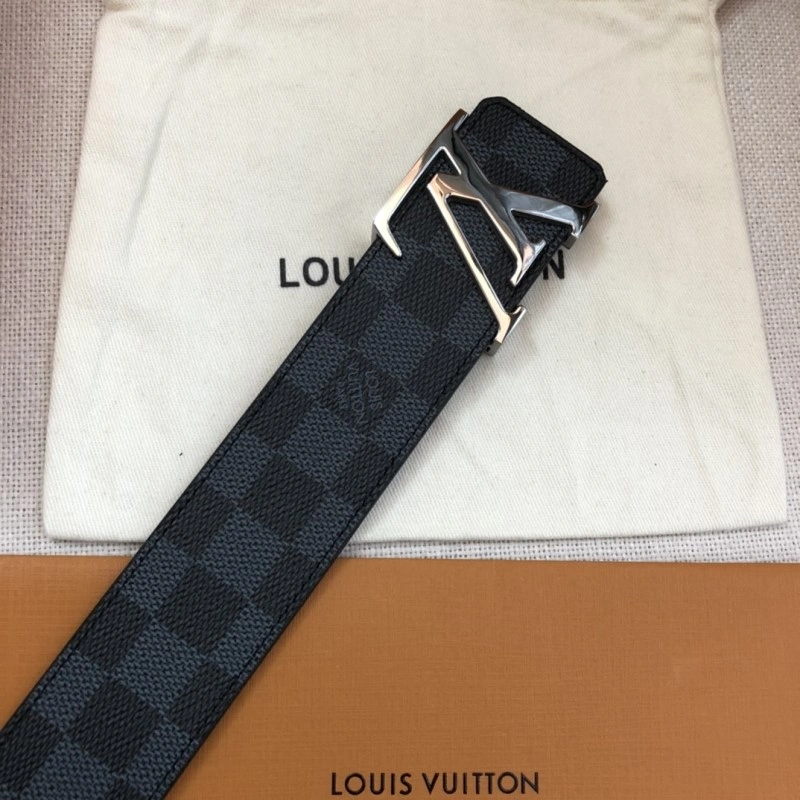 Bargain Louis Vuitton Belts