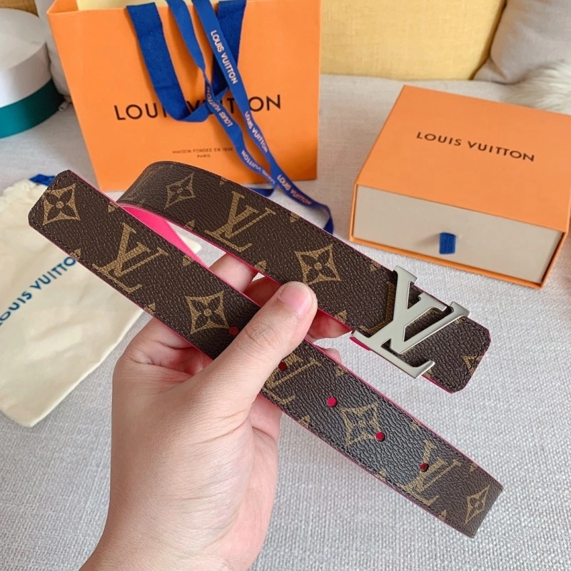 Low-cost Louis Vuitton Belts
