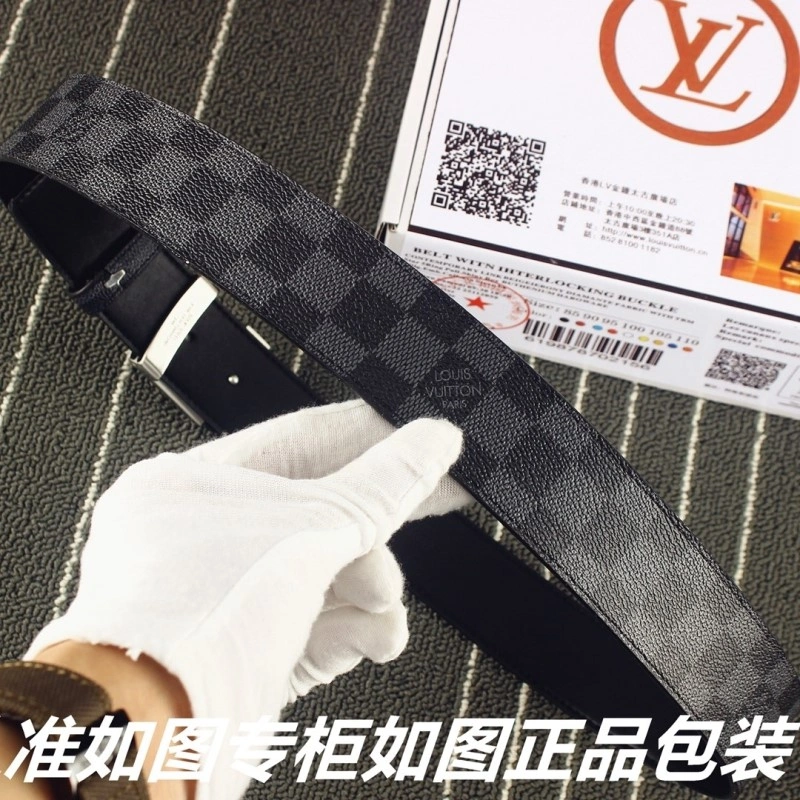 Accurate model Louis Vuitton Belts