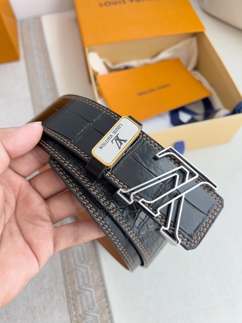 Low-cost Louis Vuitton Belts