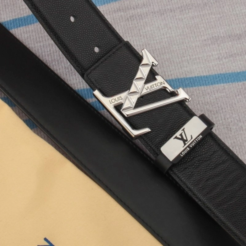 Low-cost Louis Vuitton Belts