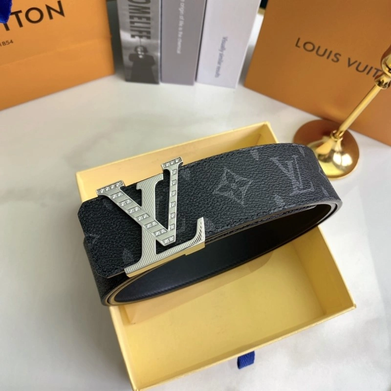 Low-cost Louis Vuitton Belts