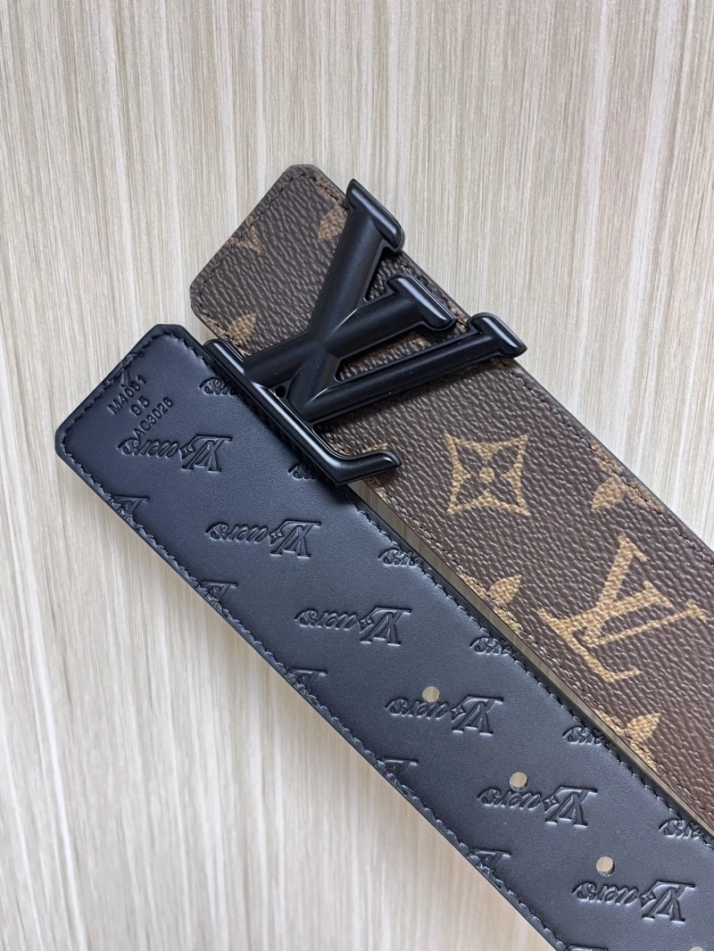 Bargain Louis Vuitton Belts