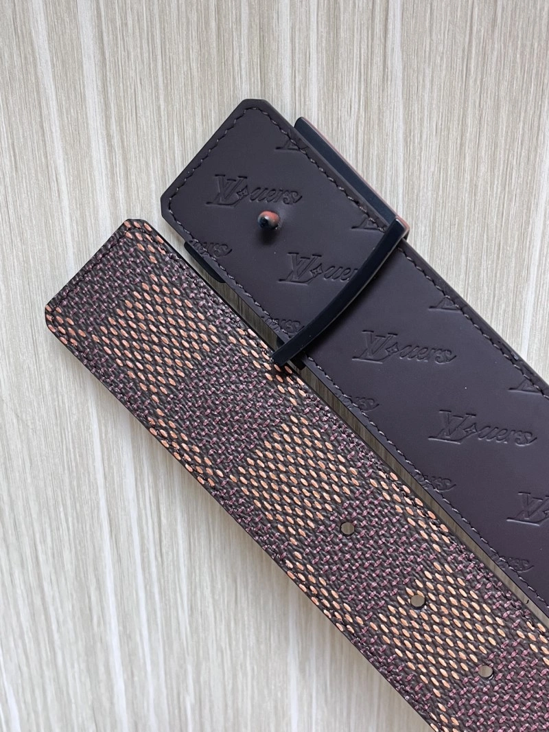 Top mirror Louis Vuitton Belts