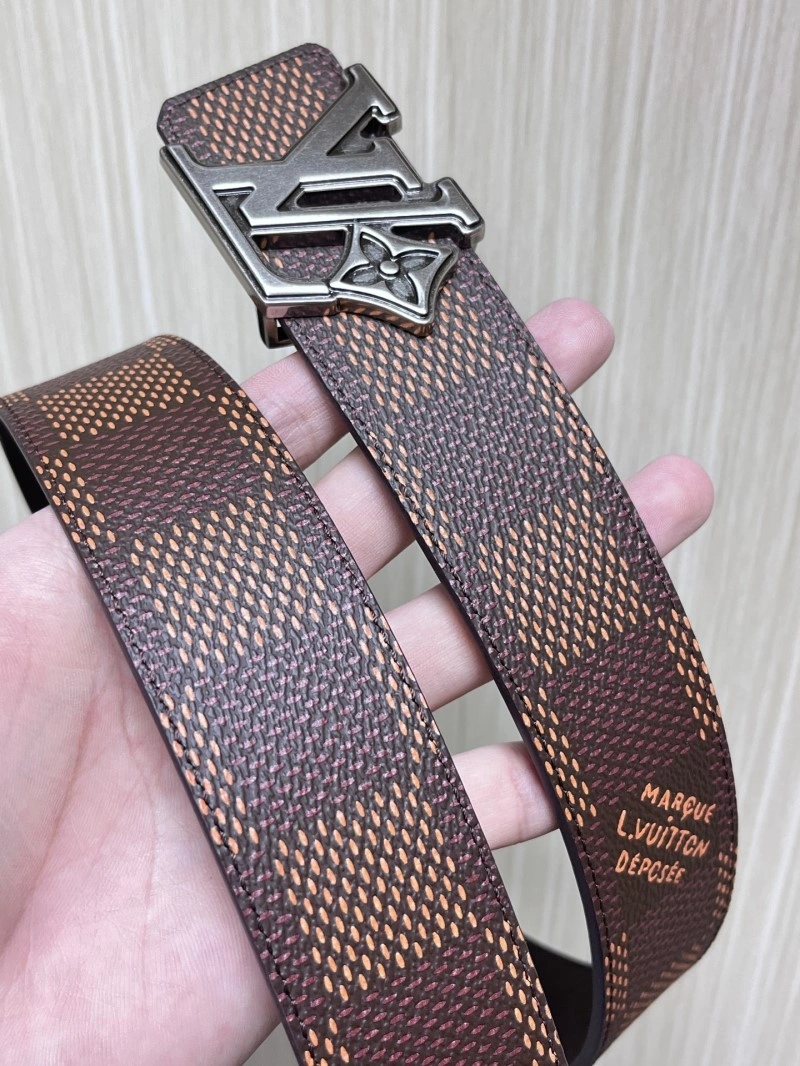 Low-cost Louis Vuitton Belts