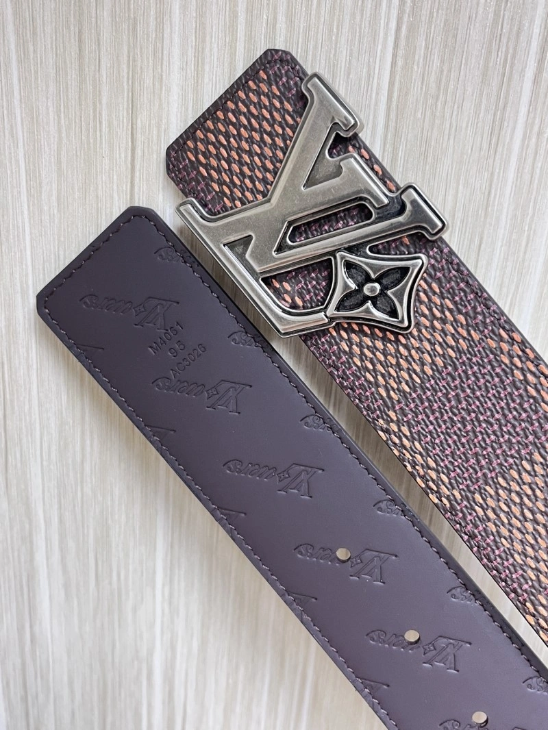 Low-cost Louis Vuitton Belts