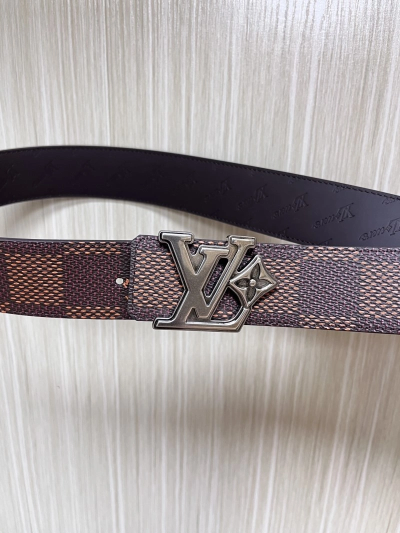 Low-cost Louis Vuitton Belts
