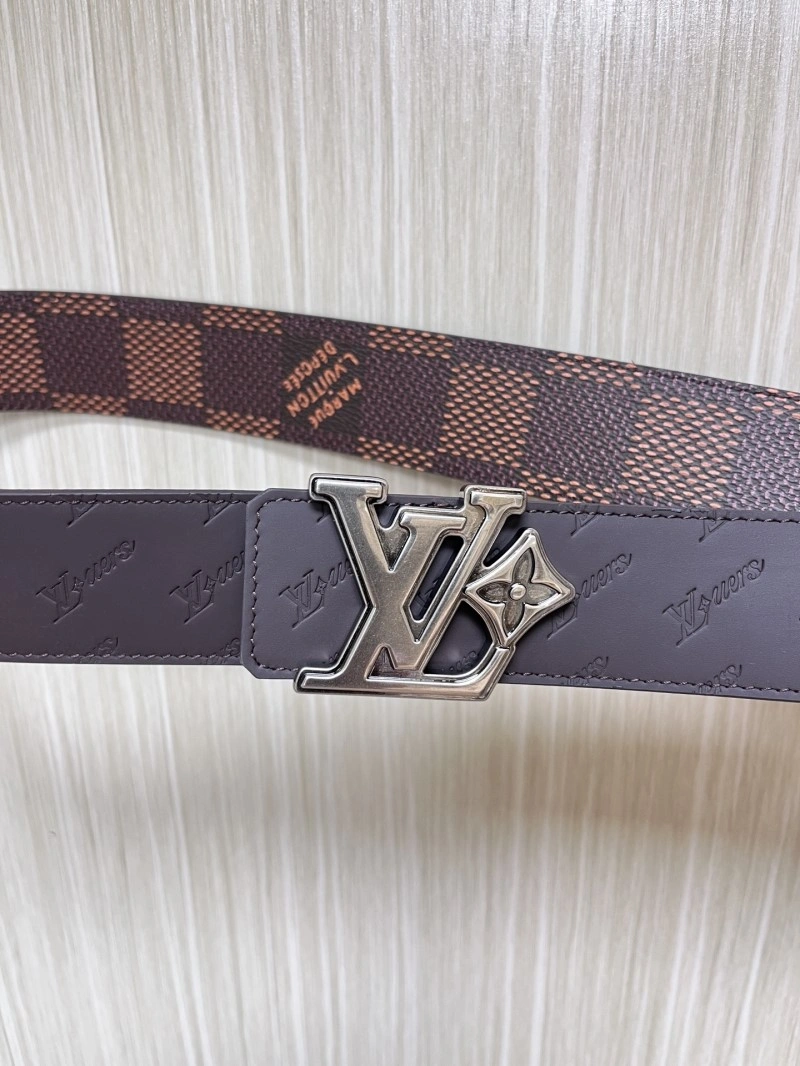 Low-cost Louis Vuitton Belts