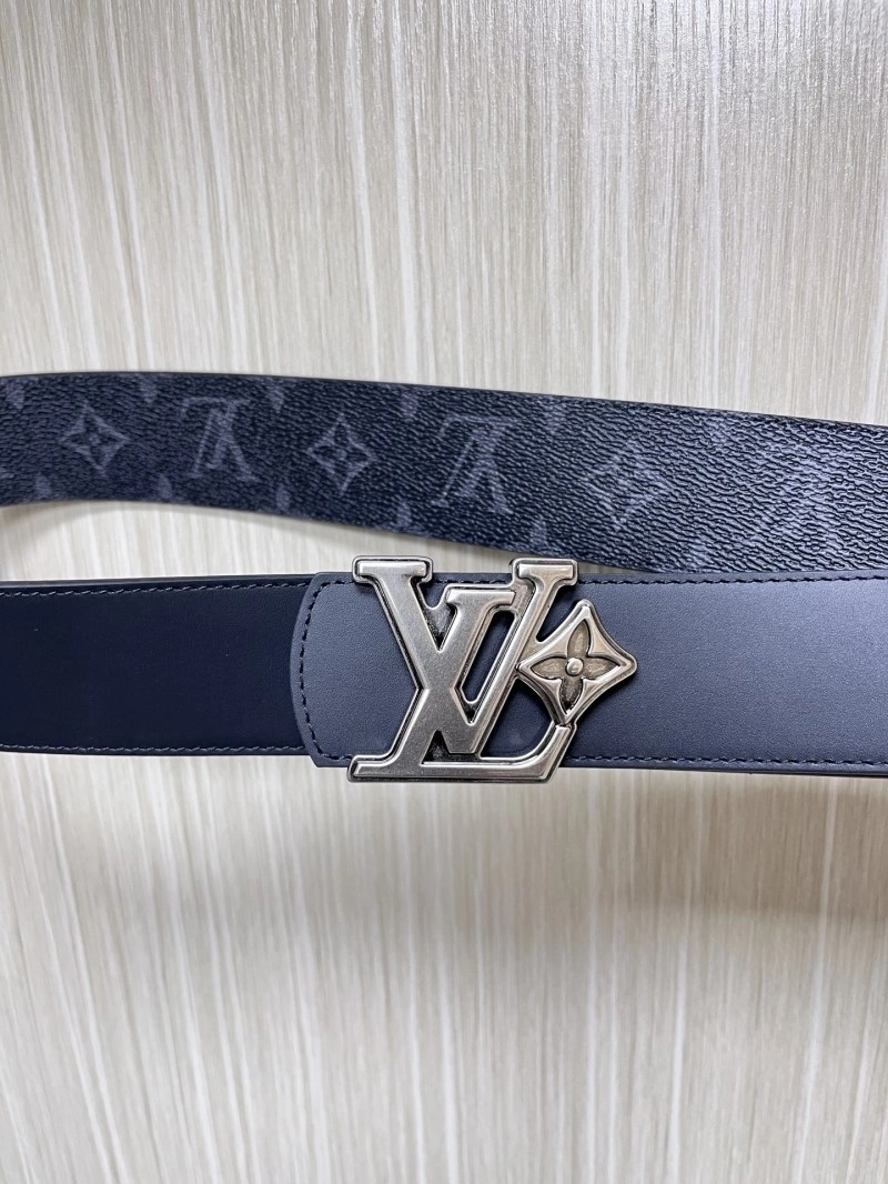 Top mirror Louis Vuitton Belts
