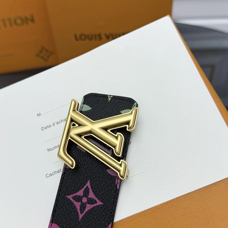 Top mirror Louis Vuitton Belts