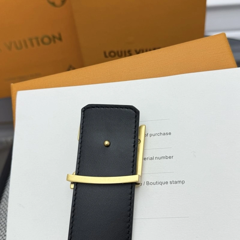Top mirror Louis Vuitton Belts