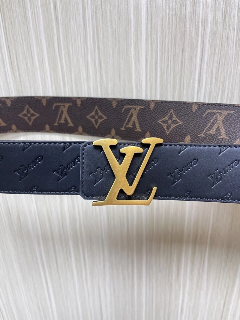 Top mirror Louis Vuitton Belts
