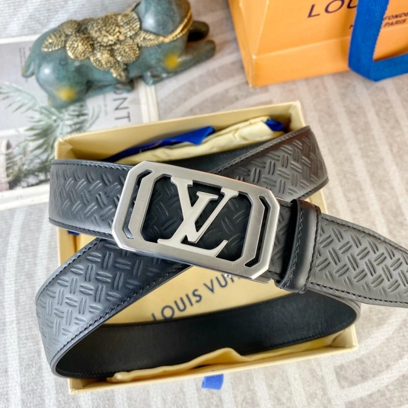 Top mirror Louis Vuitton Belts
