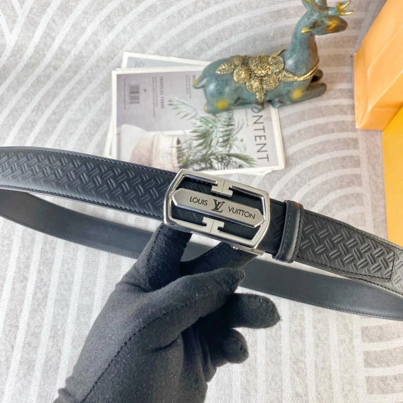 Top mirror Louis Vuitton Belts